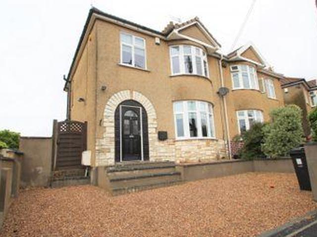 3 Bedrooms Detached house for rent in Highfield Avenue, Hanham, Bristol BS15
