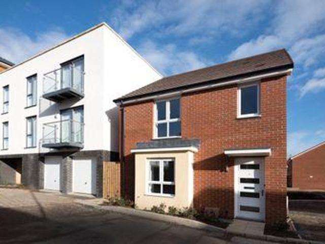 3 Bedrooms Detached house for rent in Hill Tops, Charlton Hayes, Bristol BS34