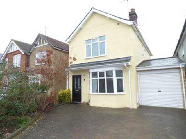 3 Bedrooms Detached house for rent in King Harold Road, Colchester CO3