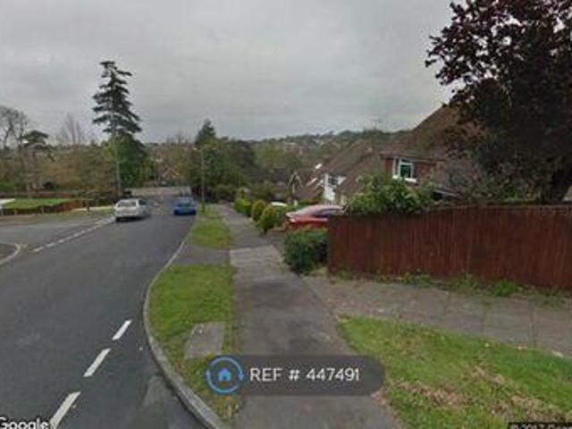 3 Bedrooms Detached house for rent in Ledsham Avenue, St Leonards TN37