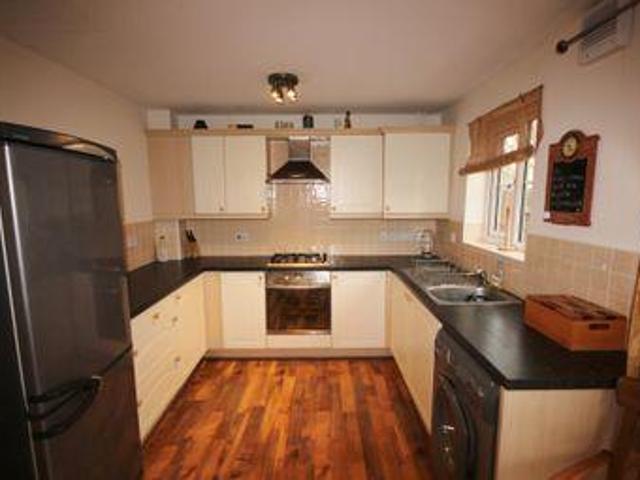3 Bedrooms Detached house for rent in Queen Mary Rise, Sheffield S2