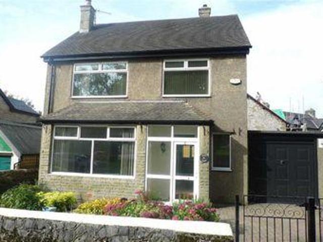 3 Bedrooms Detached house for rent in St Peters Road, Buxton, Derbyshire SK17