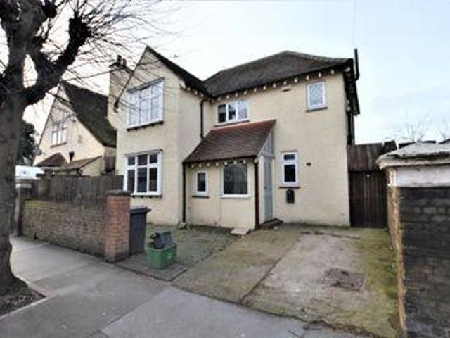 3 Bedrooms Detached house for rent in Sydenham Road, Croydon CR0