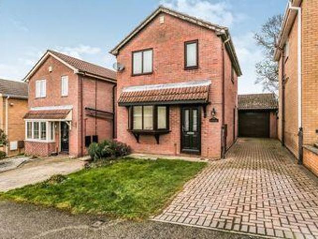 3 Bedrooms Detached house for rent in Sanctuary Fields, North Anston, Sheffield S25