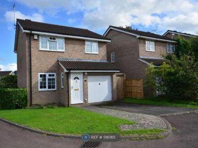 3 Bedrooms Detached house for rent in Saturn Close, Gloucester GL4