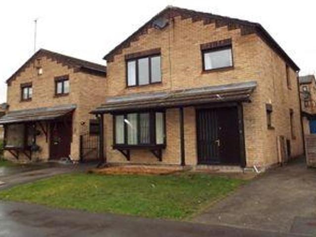 3 Bedrooms Detached house for rent in Wessex Gardens, Dore S17