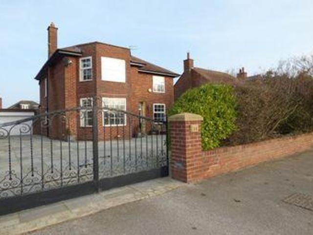 3 Bedrooms Detached house for rent in West Way, Fleetwood FY7