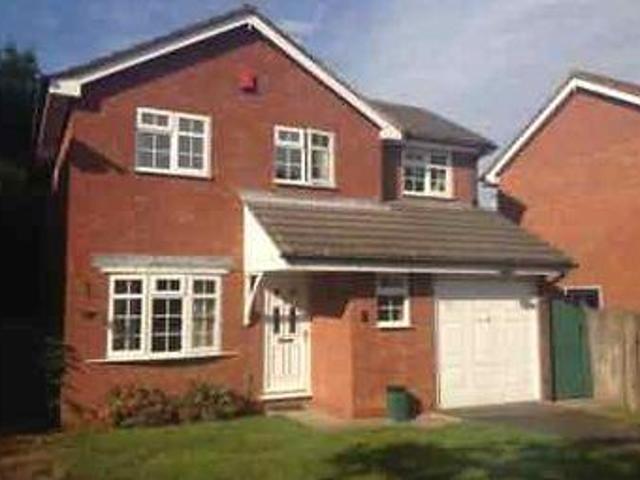 3 Bedrooms Detached house for rent in Westmead Crescent, Erdington, Birmingham B24