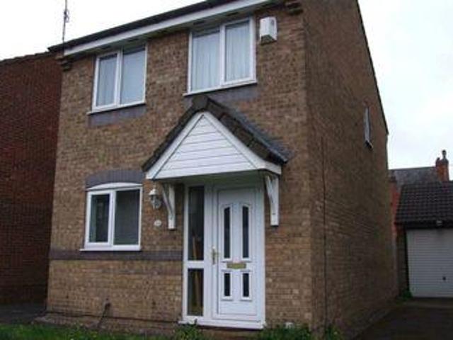 3 Bedrooms Detached house for rent in 23, Kingfisher Close, Basford NG6