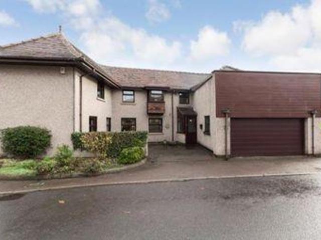 3 Bedrooms Detached house for sale in Manor Road, Wales, Sheffield, South Yorkshire S26