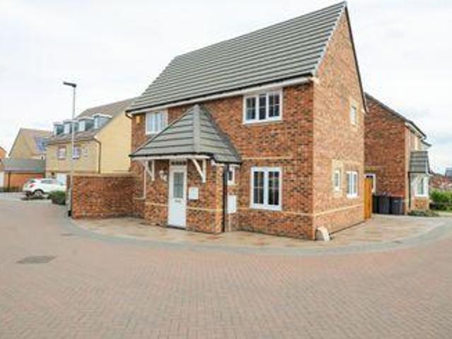 3 Bedrooms Detached house for sale in Matlock Way, Rotherham S60
