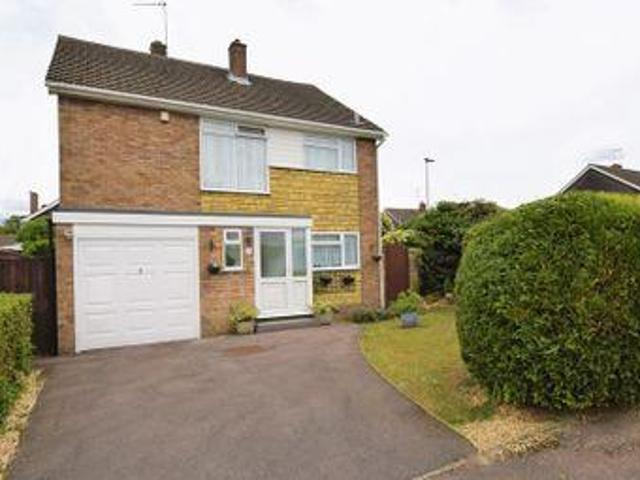 3 Bedrooms Detached house for sale in Miletree Crescent, Dunstable LU6