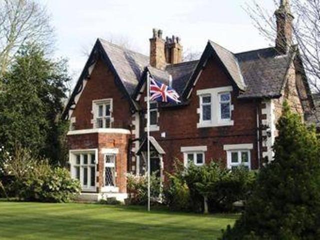 3 Bedrooms Detached house for sale in Millfield Lane, Ashton In Makerfield, Wigan, Greater Manchester WN4