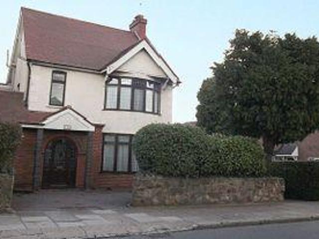 3 Bedrooms Detached house for sale in Montrose Avenue, Luton LU3