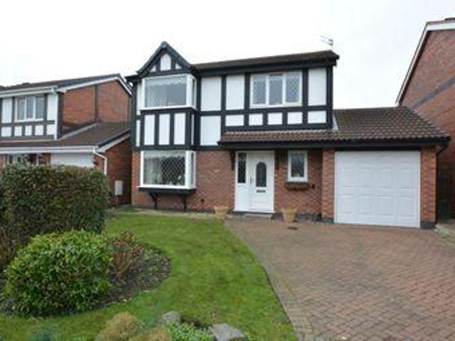 3 Bedrooms Detached house for sale in Mossway, South Shore, Blackpool FY4