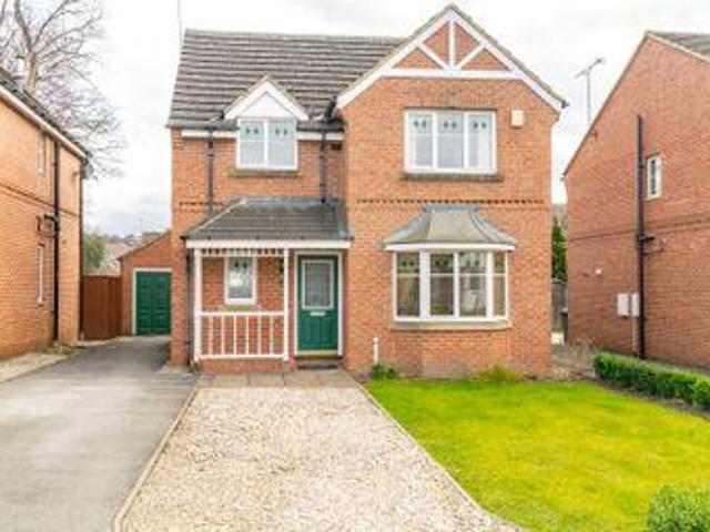 3 Bedrooms Detached house for sale in Naylor Garth, Leeds LS6