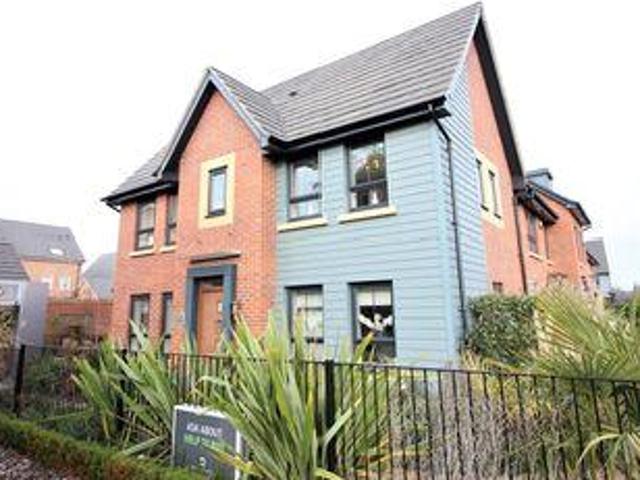3 Bedrooms Detached house for sale in Nethermere Lane, Woodhouse Park, Nottingham NG8