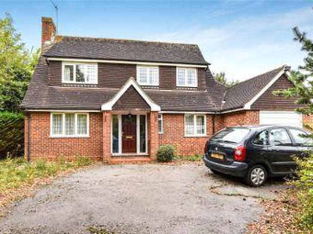 3 Bedrooms Detached house for sale in Norden Road, Maidenhead, Berkshire SL6