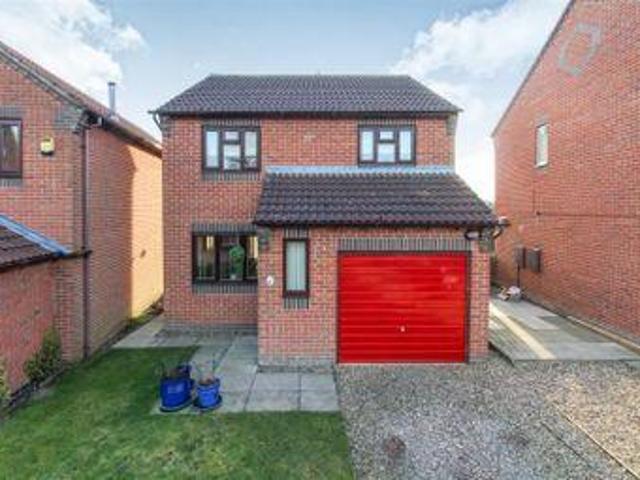 3 Bedrooms Detached house for sale in Northfield Walk, Driffield YO25