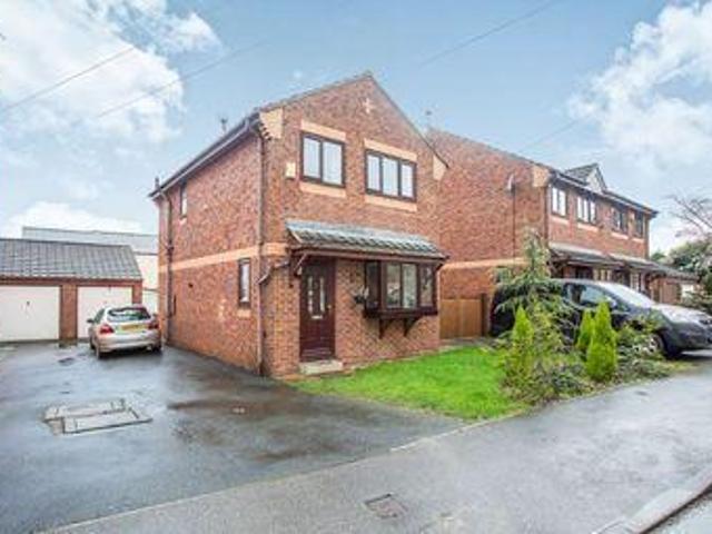 3 Bedrooms Detached house for sale in Owlett Mead, Thorpe, Wakefield WF3