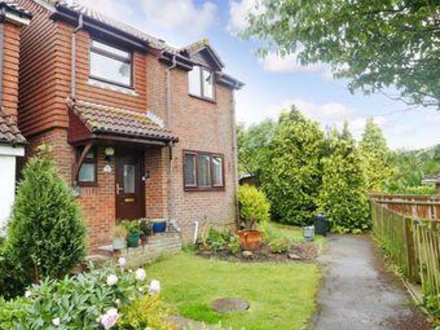 3 Bedrooms Detached house for sale in Old Foord Close, Lewes, East Sussex BN8