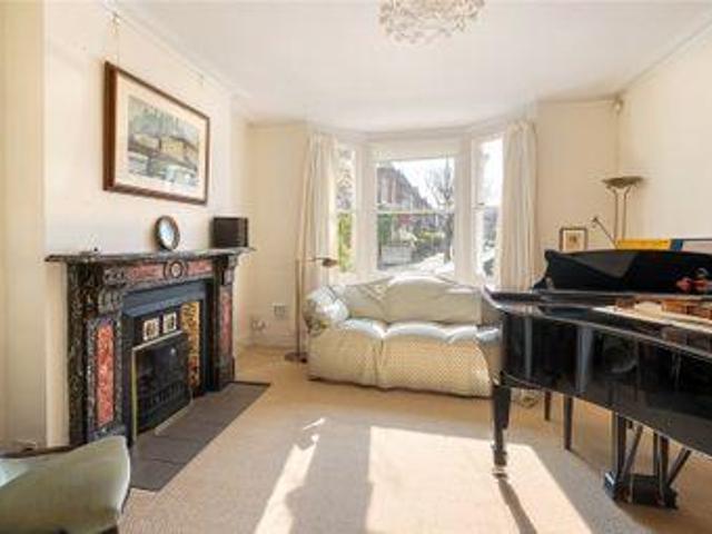 3 Bedrooms Detached house for sale in Orbel Street, London SW11