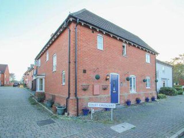3 Bedrooms Detached house for sale in Abbey Field View, Colchester CO2