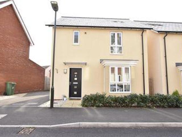 3 Bedrooms Detached house for sale in Armstrong Road, Stoke Orchard GL52