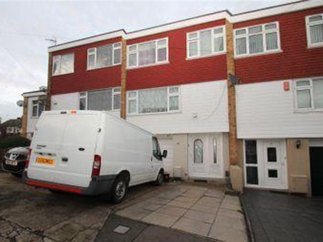 3 Bedrooms Detached house for sale in Artemis Close, Gravesend, Kent DA12