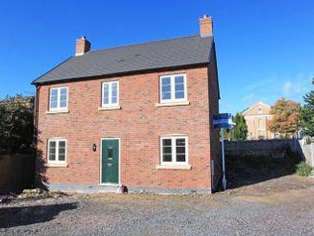 3 Bedrooms Detached house for sale in Burnthall, Court Street, Madeley, Telford TF7