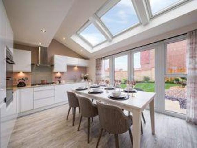 3 Bedrooms Detached house for sale in Barton Lane, Eccles M30