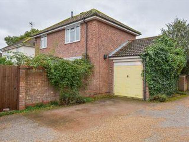 3 Bedrooms Detached house for sale in Berechurch Hall Road, Colchester, Essex CO2
