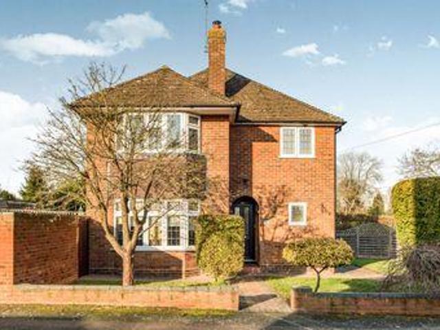 3 Bedrooms Detached house for sale in Berkeley Avenue, Chesham HP5