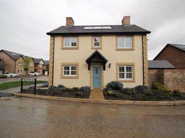 3 Bedrooms Detached house for sale in Birch Tree Way, Cottam, Preston PR4
