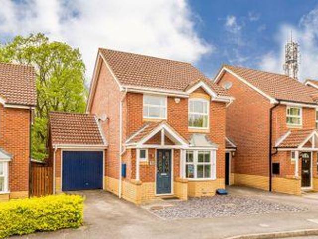 3 Bedrooms Detached house for sale in Blagrave Rise, Tilehurst, Reading RG31