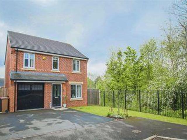 3 Bedrooms Detached house for sale in Borchardt Drive, Pendlebury, Swinton, Manchester M27