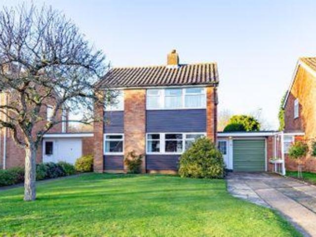 3 Bedrooms Detached house for sale in Brandles Road, Letchworth Garden City SG6