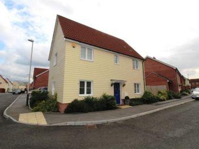 3 Bedrooms Detached house for sale in Brick Kiln Road, Noak Hill, Romford RM3