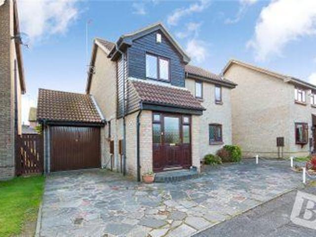 3 Bedrooms Detached house for sale in Brightlands, Northfleet, Gravesend, Kent DA11