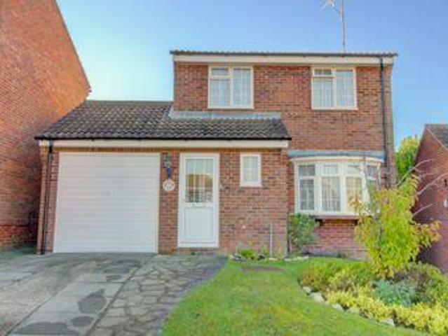 3 Bedrooms Detached house for sale in Bronington Close, Walderslade, Chatham ME5