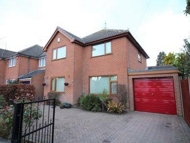 3 Bedrooms Detached house for sale in Broad Oak Drive, Brinsley, Nottingham NG16