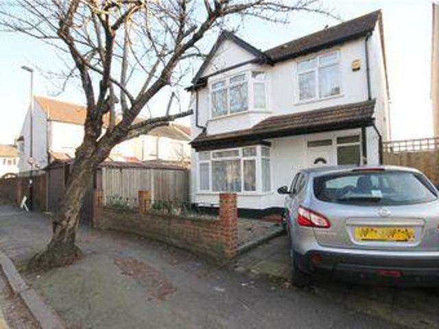 3 Bedrooms Detached house for sale in Cameron Road, Croydon CR0