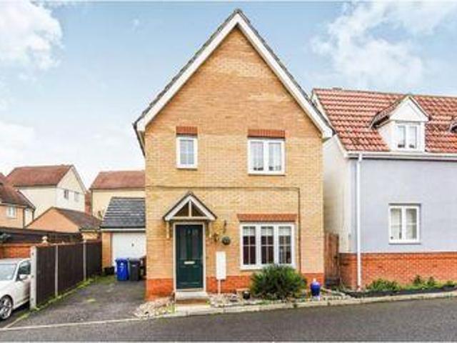 3 Bedrooms Detached house for sale in Chafford Hundred, Grays, Essex RM16