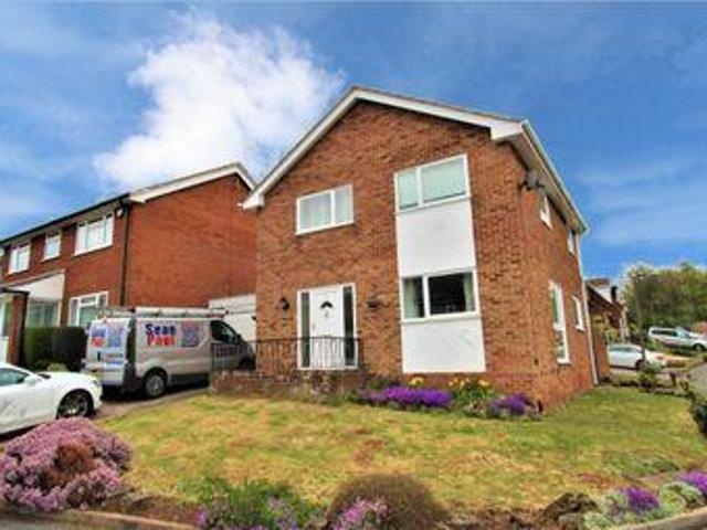 3 Bedrooms Detached house for sale in Charlotte Grove, Bramcote, Nottingham NG9
