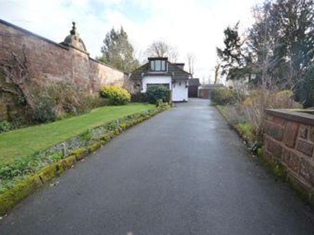 3 Bedrooms Detached house for sale in Church Road, Thornton Hough, Wirral CH63