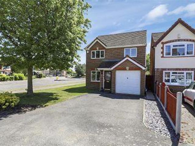 3 Bedrooms Detached house for sale in Cinnabar Drive, Sittingbourne ME10