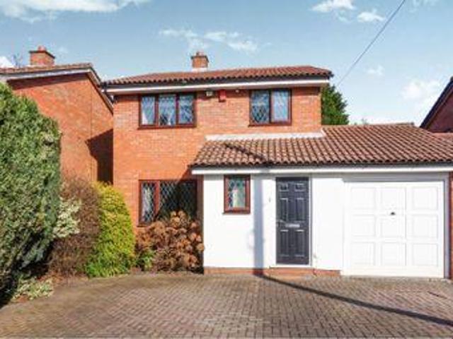 3 Bedrooms Detached house for sale in Clarence Road, Sutton Coldfield B74