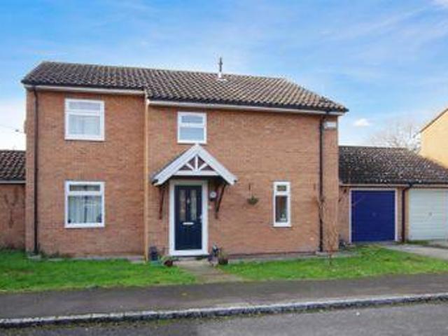 3 Bedrooms Detached house for sale in College Green, Wanborough, Swindon SN4