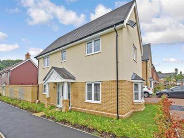 3 Bedrooms Detached house for sale in Colyn Drive, Maidstone, Kent ME15