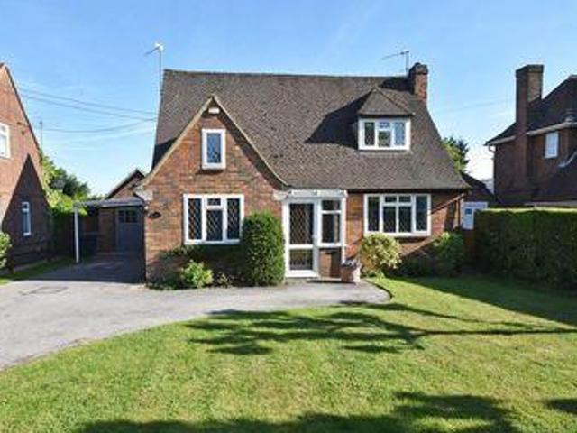 3 Bedrooms Detached house for sale in Cressex Road, High Wycombe HP12